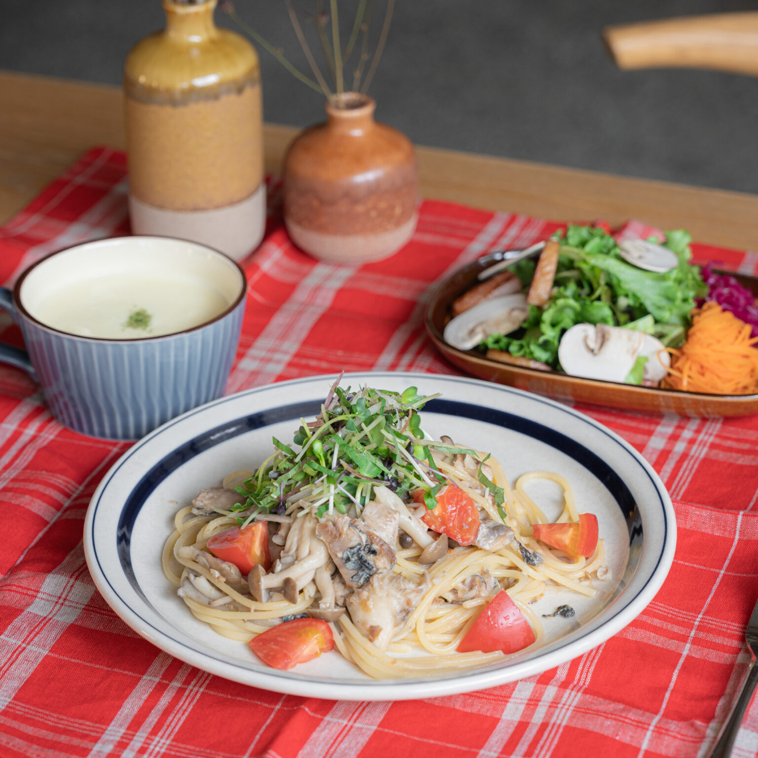 HACHI & MITSU | 10月の平日限定Monthly plate [秋刀魚ときのこの和風パスタ] - 匠宿